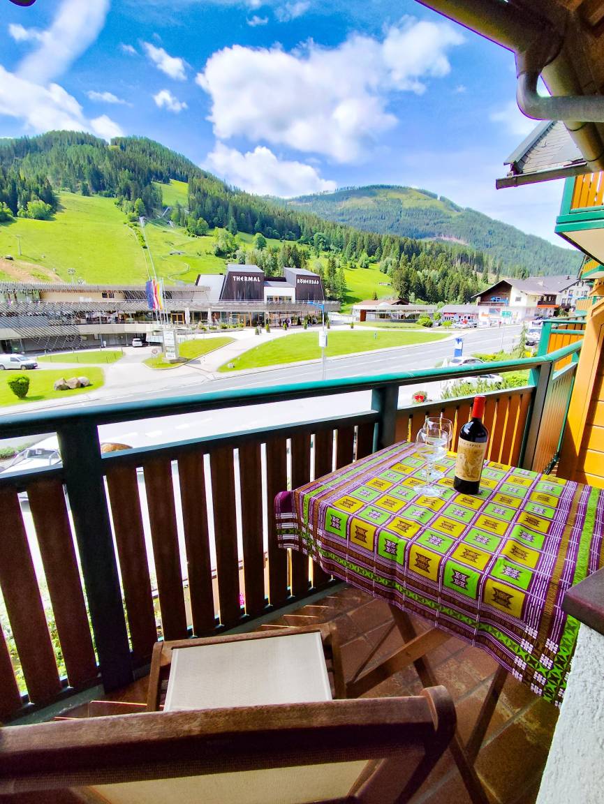 55 M² Ferienwohnung ∙ 1 Schlafzimmer ∙ 4 Gäste - Feld am See