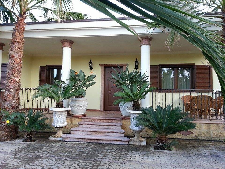 100 M² Villa ∙ 2 Bedrooms ∙ 5 Guests - Peschici