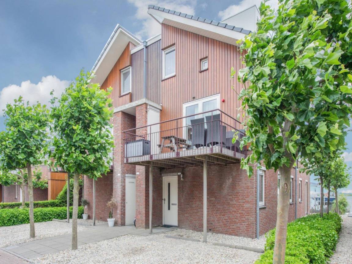 90 M² Appartement ∙ 2 Slaapkamers ∙ 4 Gasten - Heemskerk
