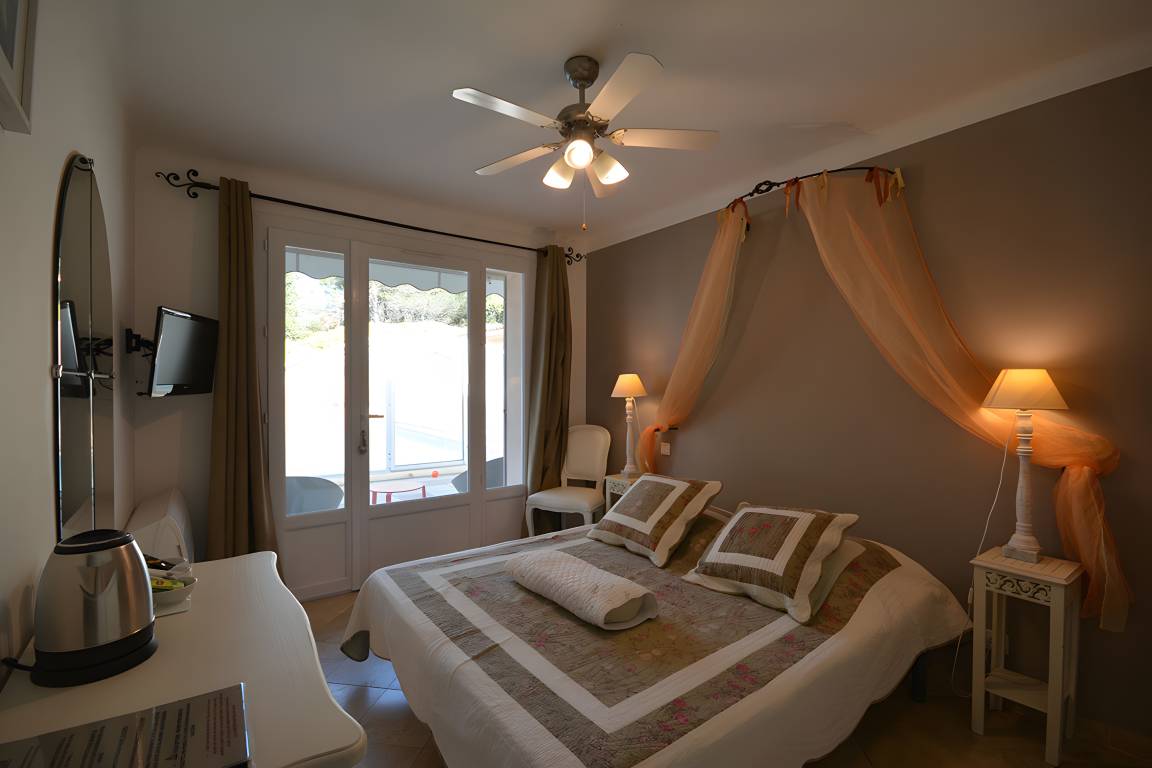 22 M² Appartement ∙ 1 Chambre ∙ 2 Personnes - Bédoin