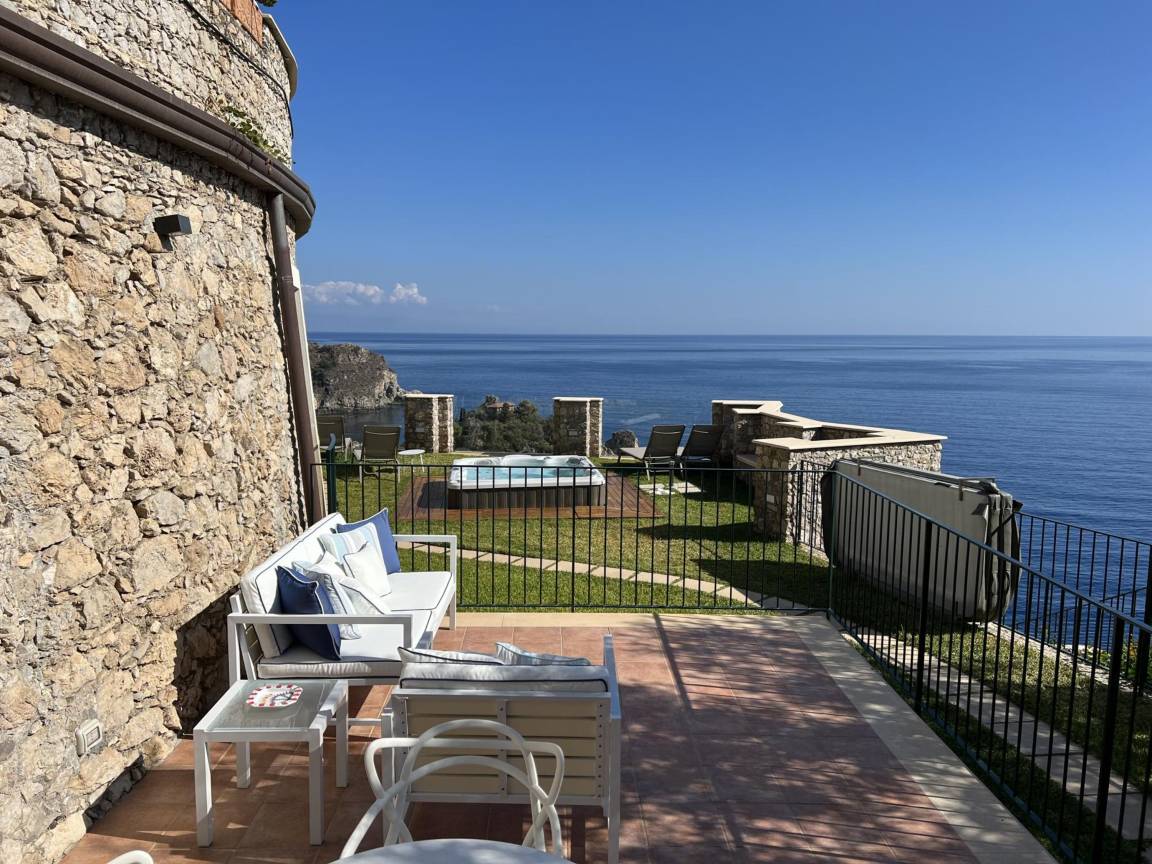 50 M² Apartment ∙ 1 Bedroom ∙ 4 Guests - Taormina
