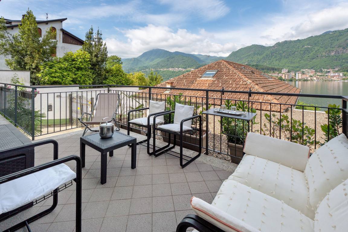 71 M² Huis ∙ 1 Slaapkamer ∙ 4 Gasten - Orta San Giulio