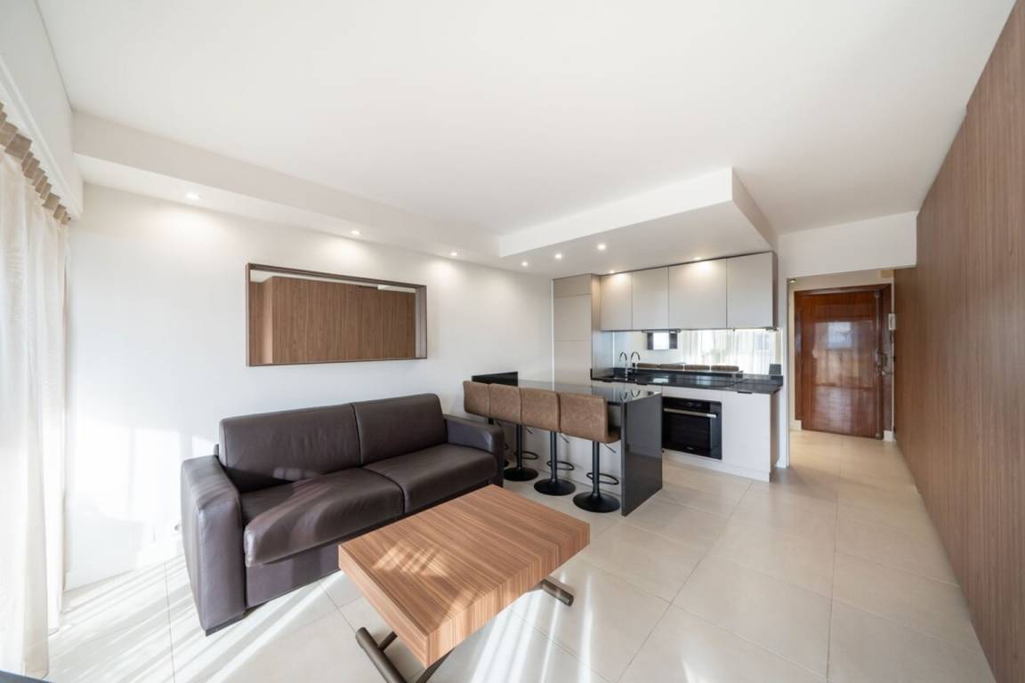100 M² Appartement ∙ 3 Chambres ∙ 6 Personnes - ibis budget Cannes Centre Ville