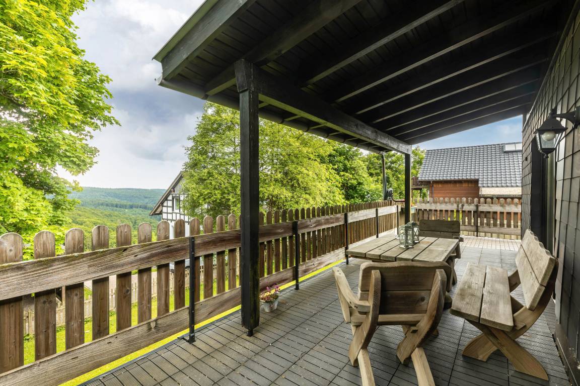 75 M² Ferienwohnung ∙ 2 Schlafzimmer ∙ 4 Gäste - Schmallenberg
