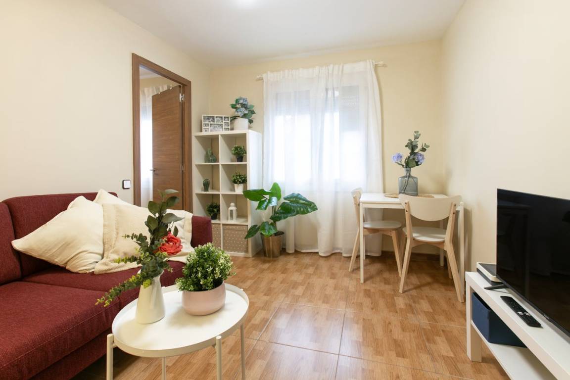 62 M² Apartamento ∙ 2 Habitaciones ∙ 4 Huéspedes - L'Hospitalet de Llobregat
