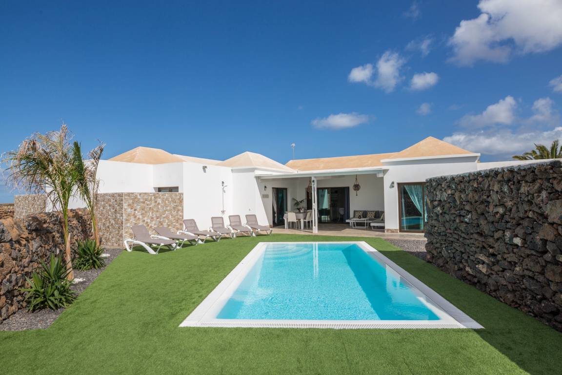 100 M² Villa ∙ 3 Habitaciones ∙ 8 Huéspedes - El Cotillo