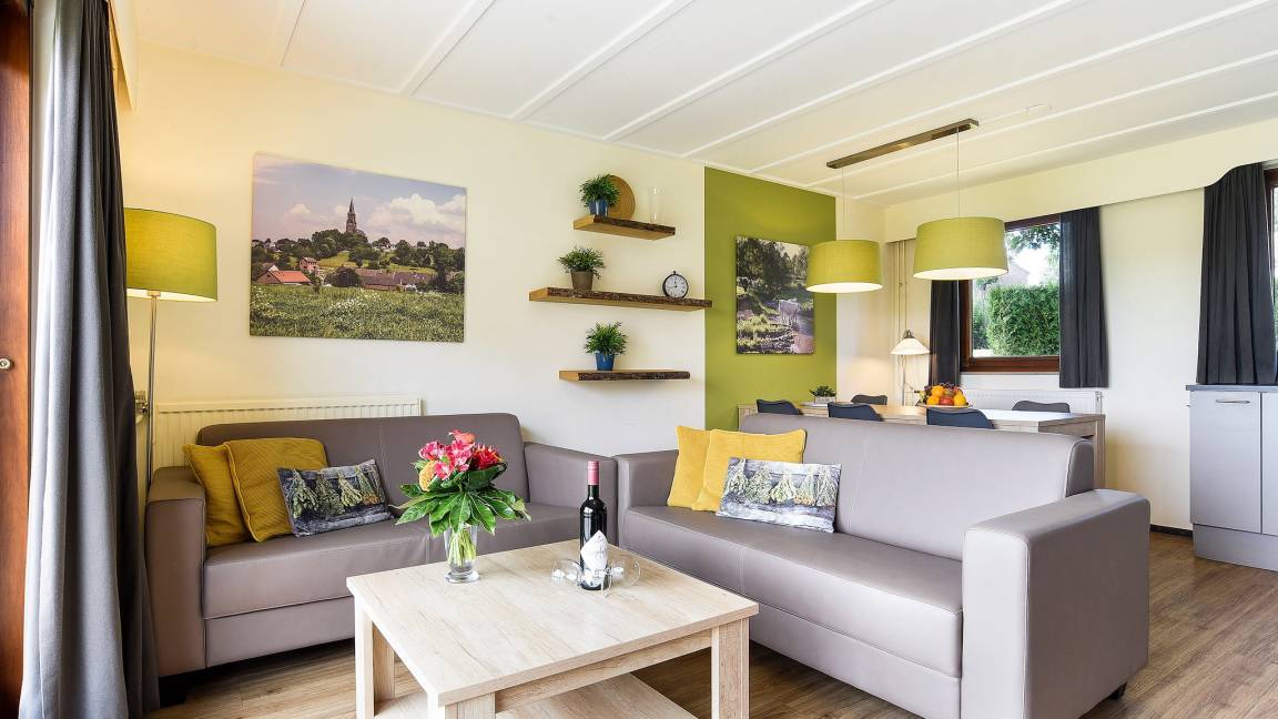 70 M² Bungalow ∙ 3 Schlafzimmer ∙ 6 Gäste - Herzogenrath