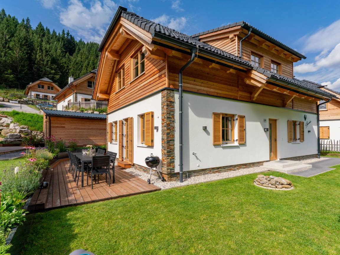 130 M² Chalet ∙ 4 Bedrooms ∙ 10 Guests - Donnersbachwald