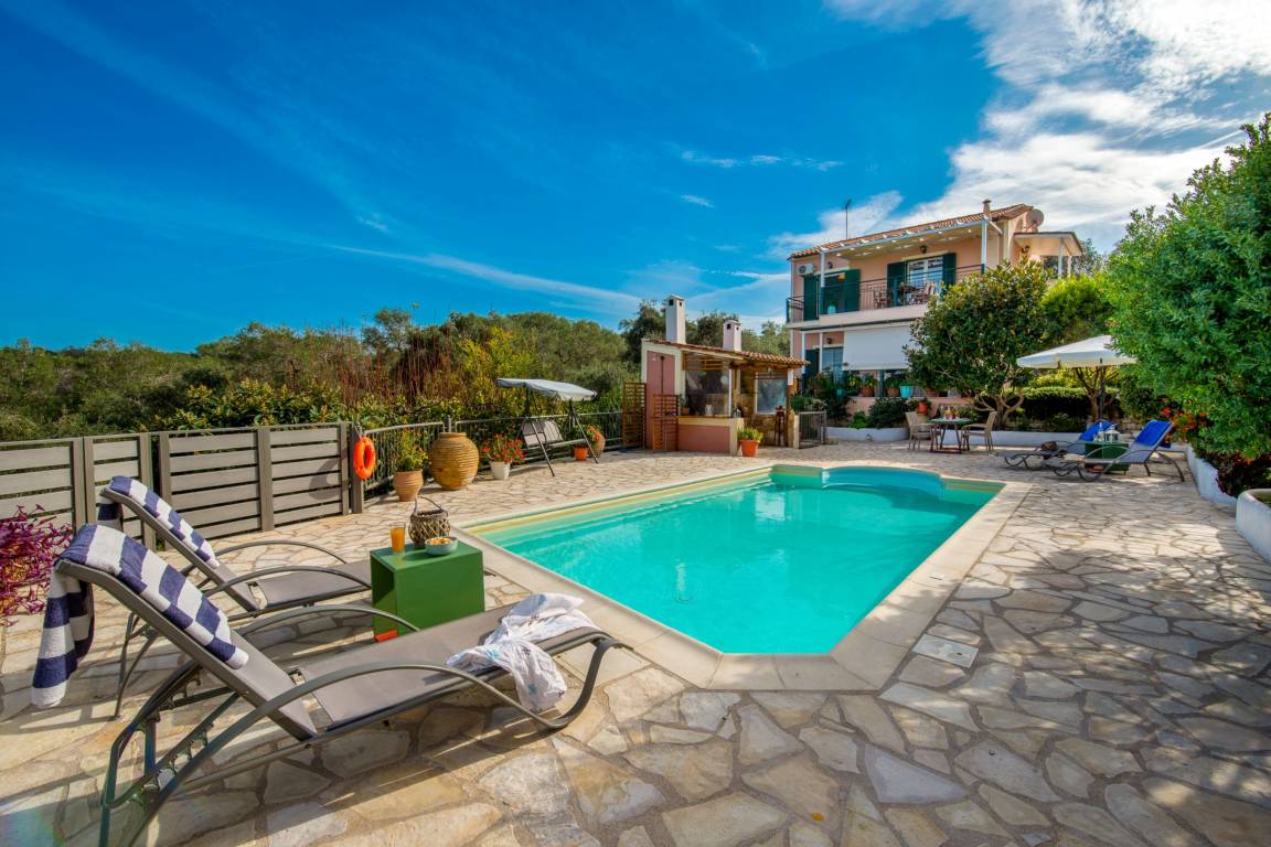70 M² Villa ∙ 2 Chambres ∙ 4 Personnes - Paxos