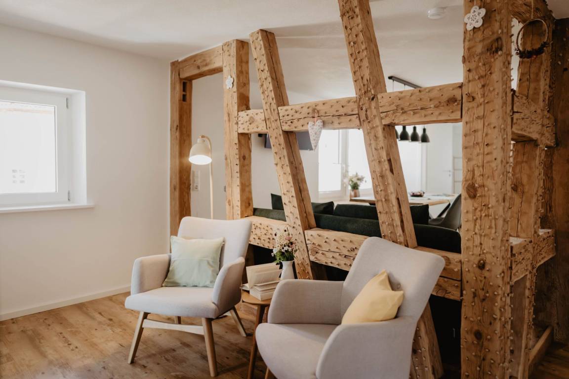 65 M² Ferienwohnung ∙ 2 Schlafzimmer ∙ 4 Gäste - Hüfingen