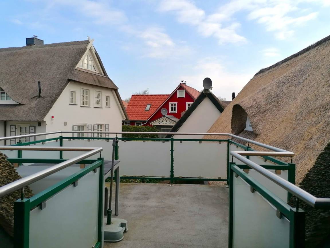 70 M² Ferienwohnung ∙ 1 Schlafzimmer ∙ 4 Gäste - Ahrenshoop