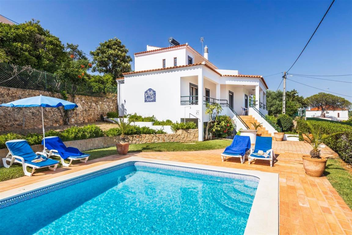 Villa ∙ 3 Bedrooms ∙ 6 Guests - Boliqueime