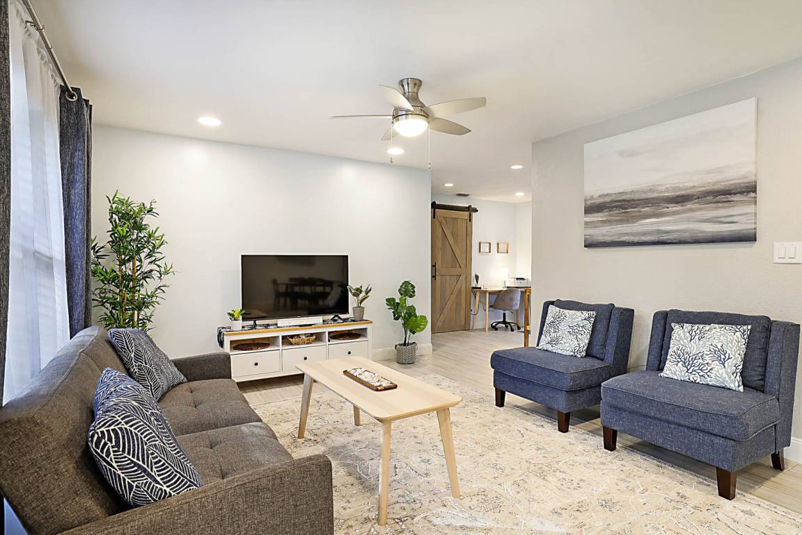 130 M² House ∙ 2 Bedrooms ∙ 4 Guests - Lion Country Safari, Loxahatchee