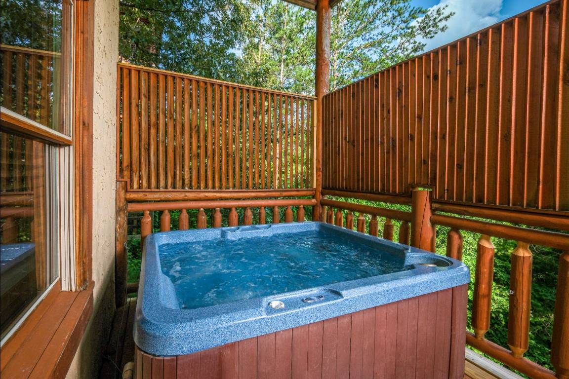 418 M² Cabin ∙ 6 Bedrooms ∙ 24 Guests - Gatlinburg, TN