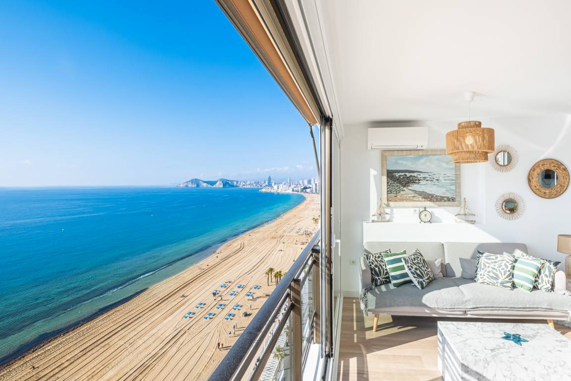 50 M² Apartamento ∙ 2 Habitaciones ∙ 4 Huéspedes - Benidorm