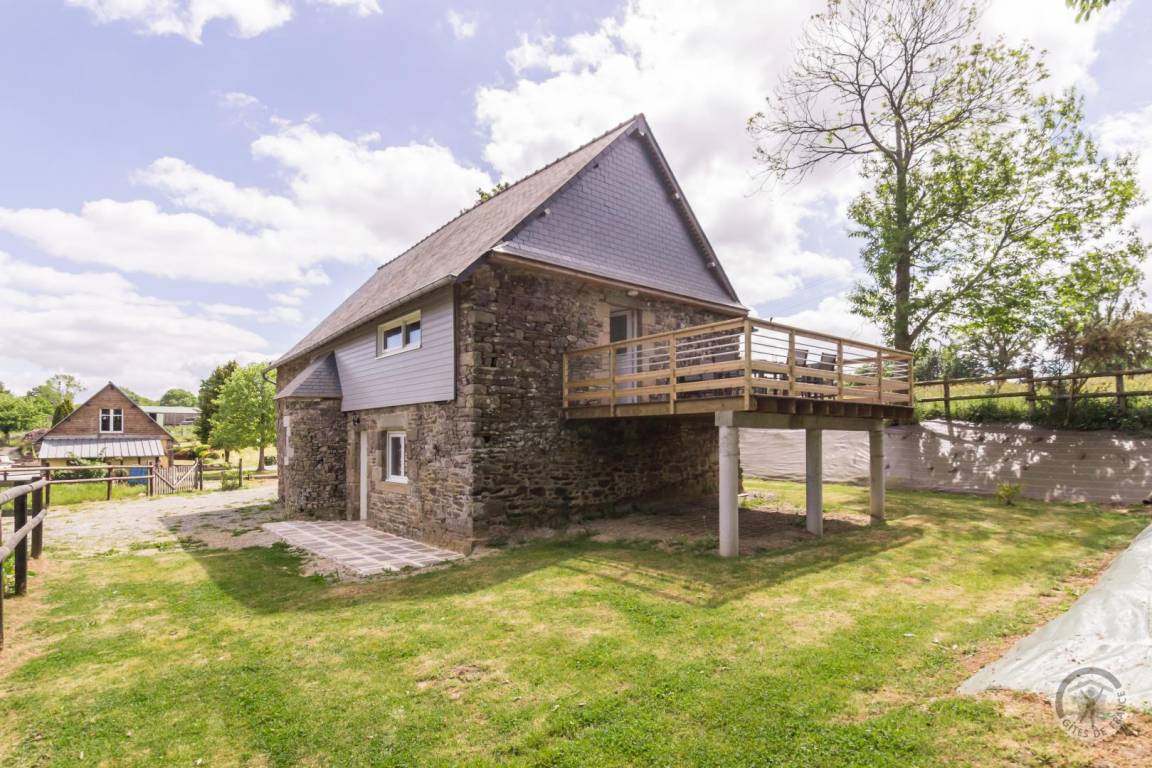 130 M² Gîte ∙ 4 Chambres ∙ 8 Personnes - Avranches