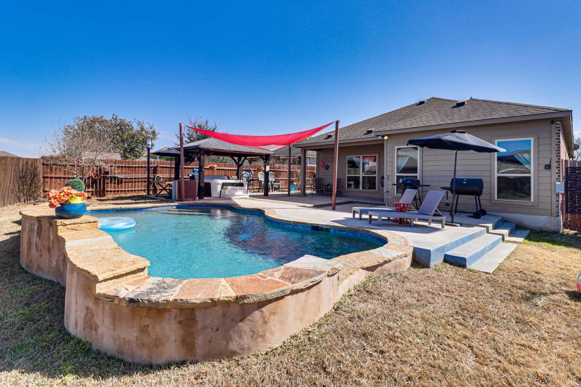 139 M² House ∙ 3 Bedrooms ∙ 8 Guests - Austin, TX