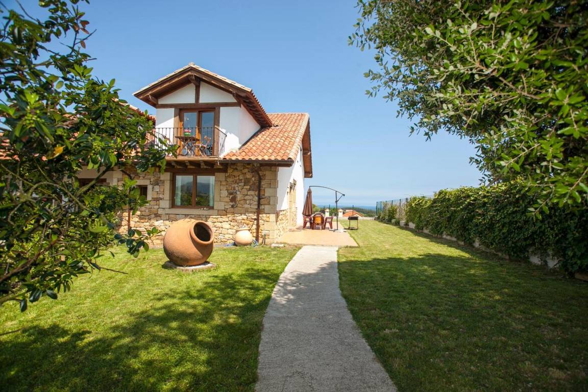 146 M² Ferienhaus ∙ 4 Schlafzimmer ∙ 8 Gäste - San Vicente de la Barquera