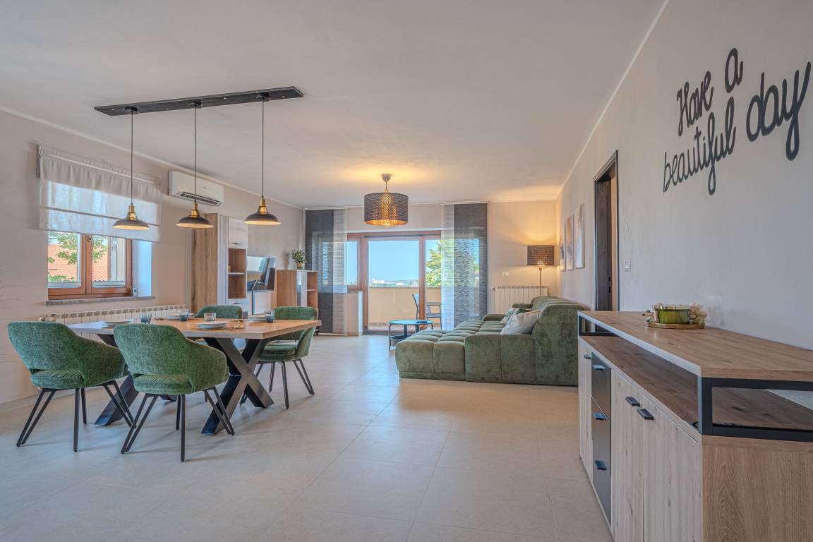 90 M² Apartment ∙ 2 Bedrooms ∙ 6 Guests - Marezige