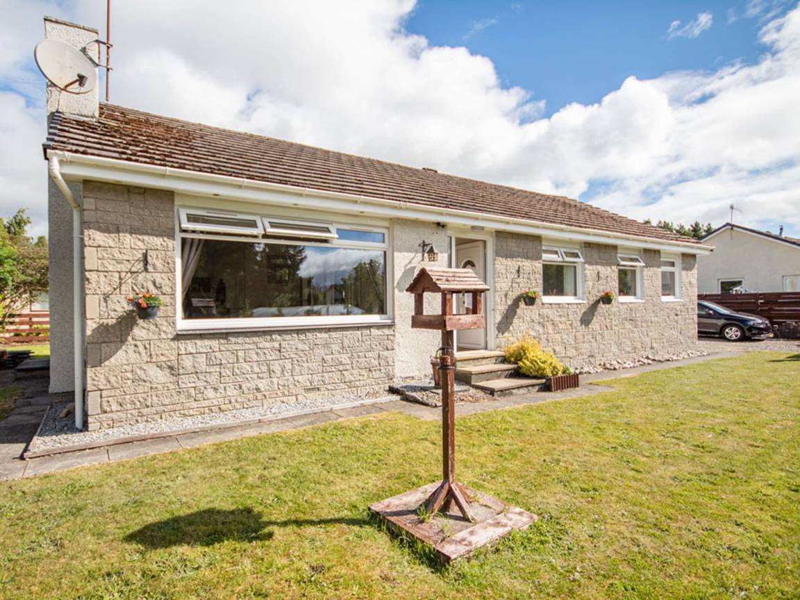 Cottage ∙ 3 Bedrooms ∙ 6 Guests - Aviemore