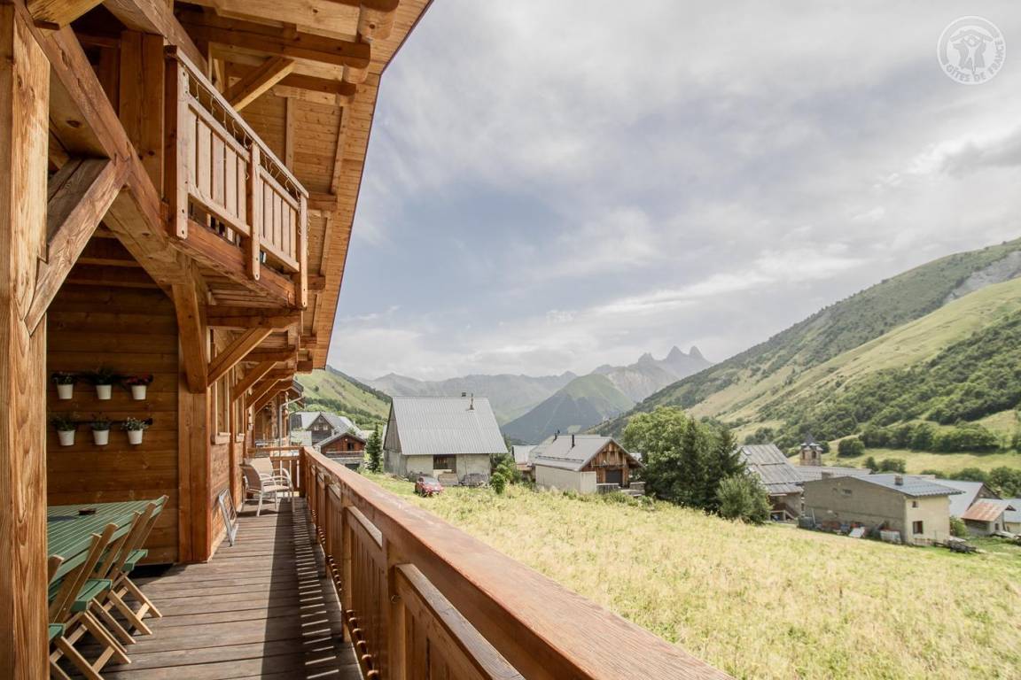 93 M² Gîte ∙ 3 Chambres ∙ 10 Personnes - Saint-Sorlin-d'Arves