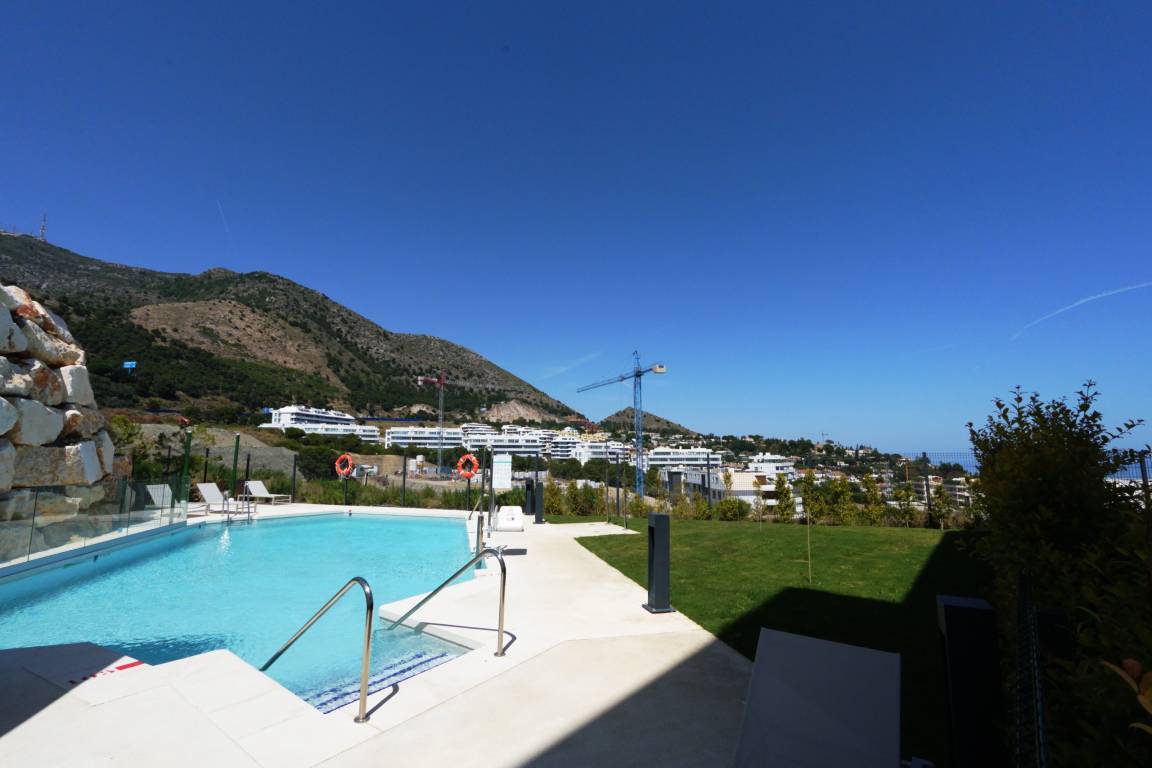106 M² Huoneisto ∙ 2 Makuuhuonetta ∙ 4 Vierasta - Fuengirola