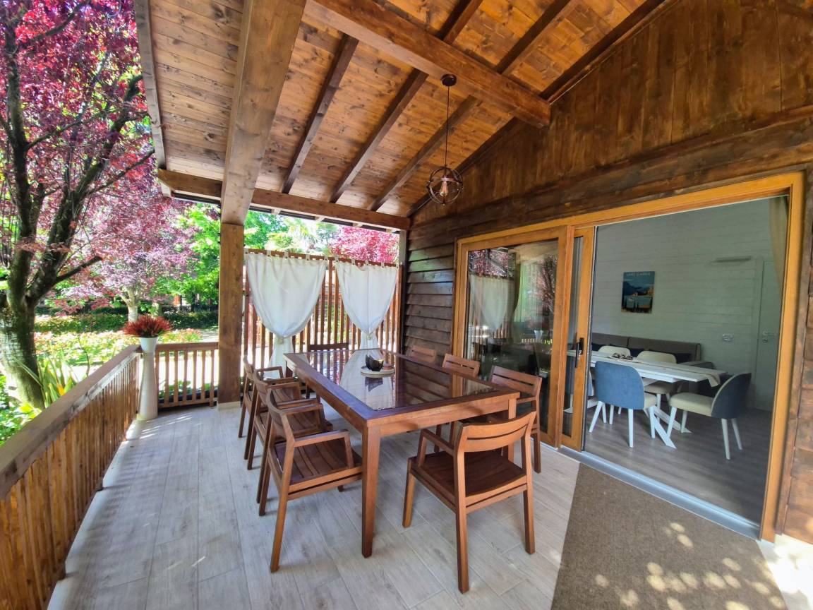 110 M² Villa ∙ 3 Habitaciones ∙ 8 Huéspedes - Padenghe sul Garda