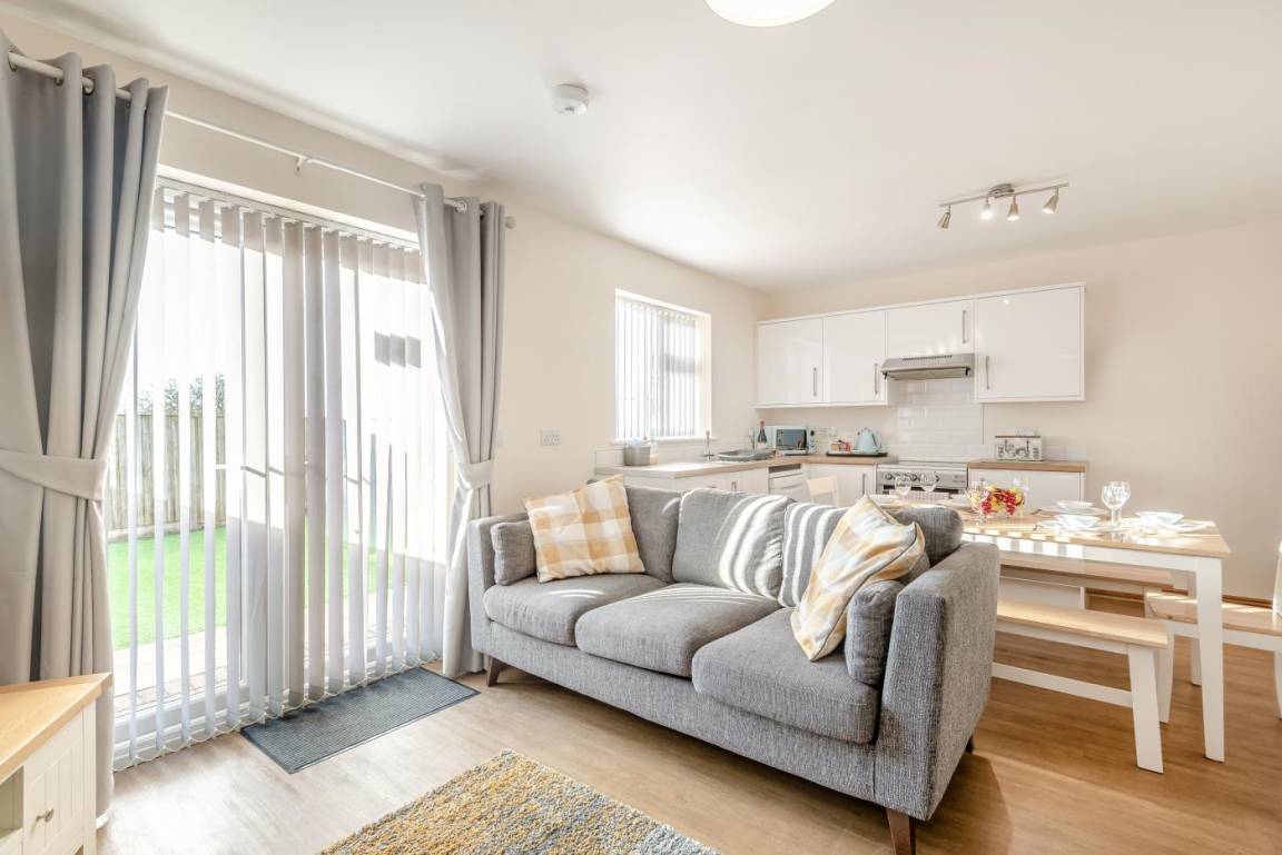 Cottage ∙ 3 Bedrooms ∙ 6 Guests - Chapel Saint Leonards