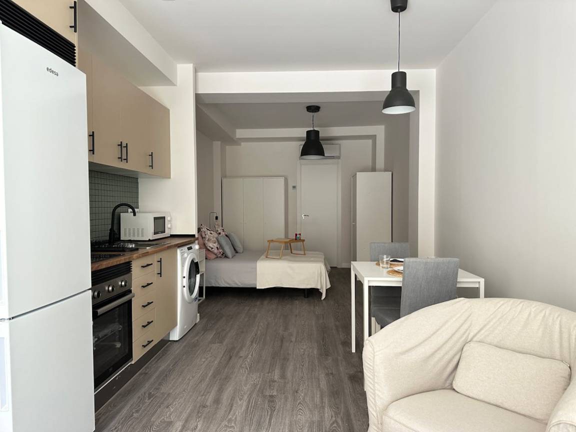 38 M² Apartamento ∙ 1 Habitación ∙ 2 Huéspedes - Móstoles