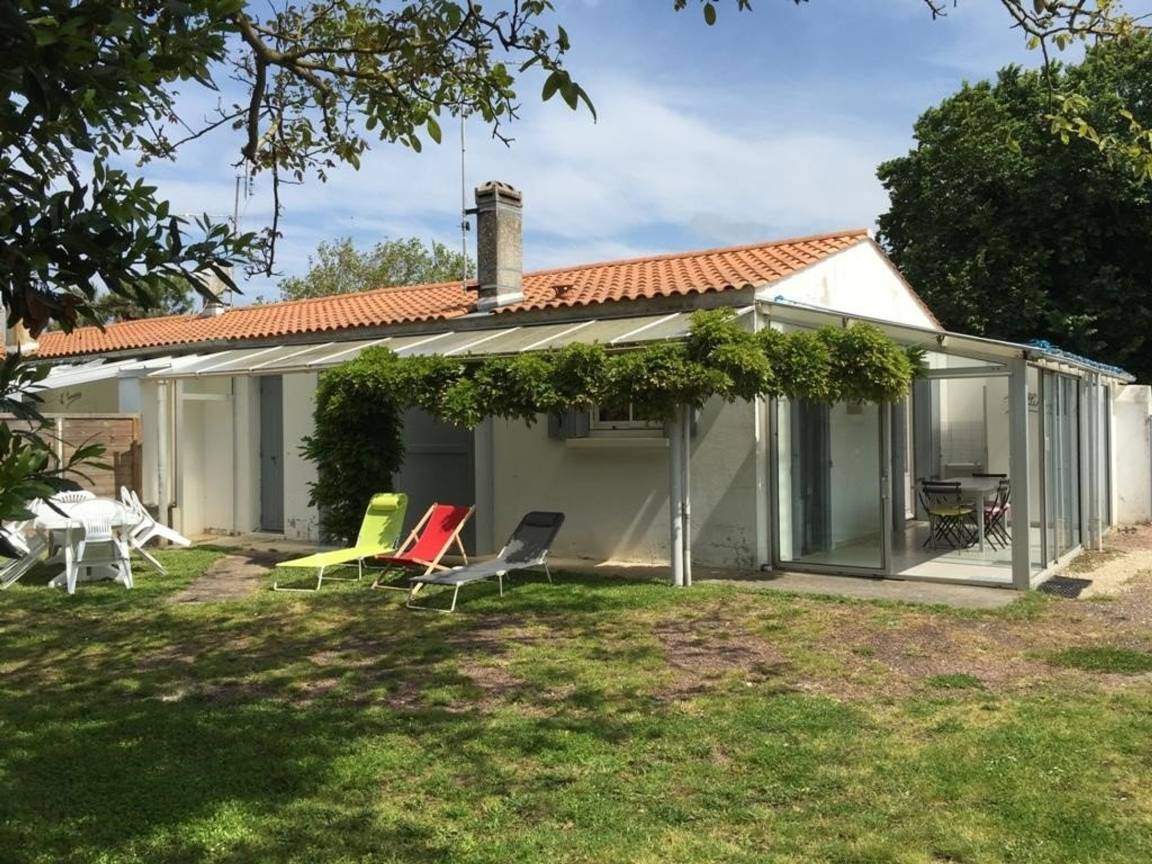 68 M² Ferienhaus ∙ 2 Schlafzimmer ∙ 6 Gäste - Île d'Oléron