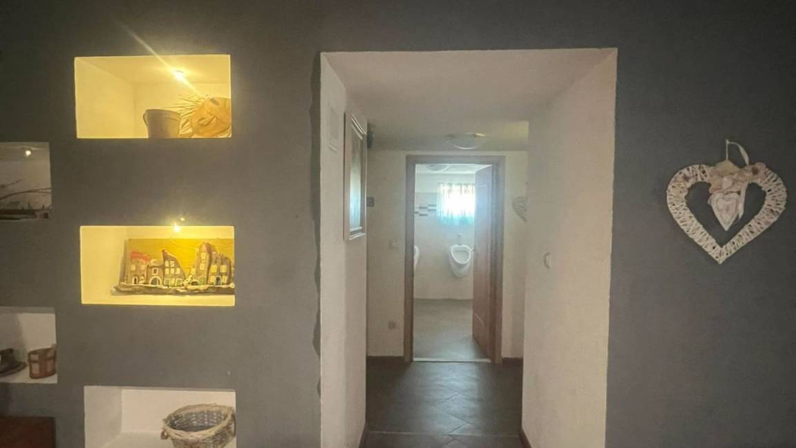 400 M² Ferienwohnung ∙ 8 Schlafzimmer ∙ 22 Gäste - Supetar