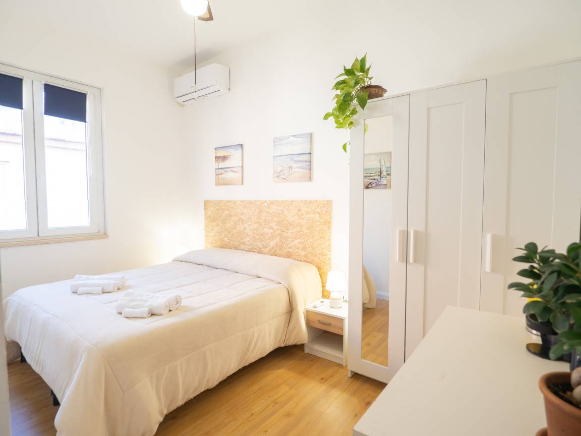 25 M² Chambre D'hôtes ∙ 1 Chambre ∙ 2 Personnes - Cagliari