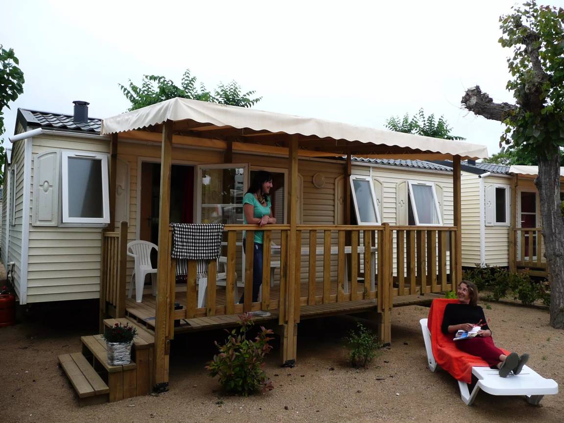 26 M² Asuntovaunu ∙ 2 Makuuhuonetta ∙ 4 Vierasta - Blanes