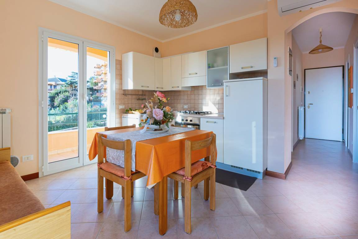 65 M² Appartement ∙ 2 Chambres ∙ 4 Personnes - Santo Stefano al Mare