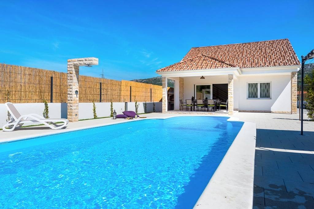 140 M² Villa Vacanza ∙ 3 Camere Da Letto ∙ 8 Ospiti - Sebenico