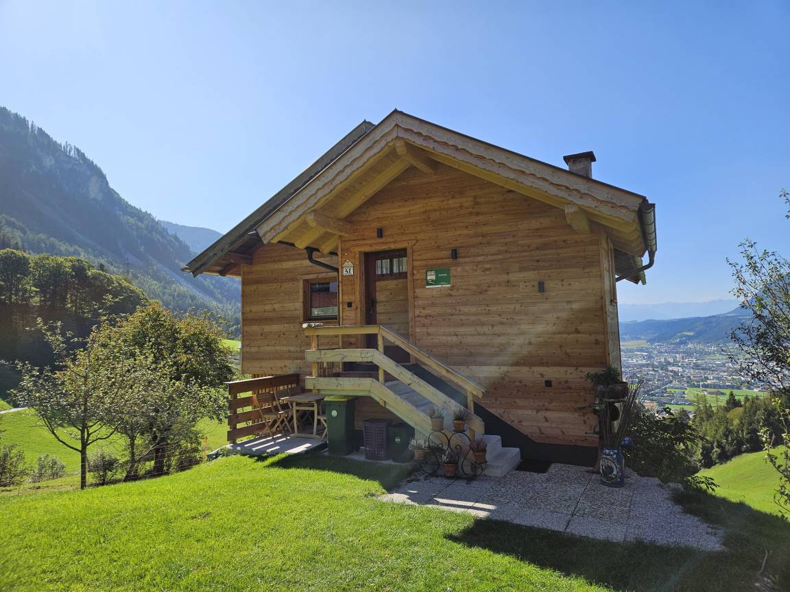 60 M² Ferienhaus ∙ 2 Schlafzimmer ∙ 6 Gäste - Maurach