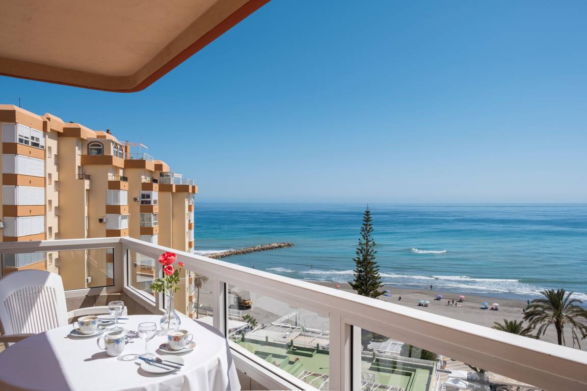 60 M² Apartment ∙ 2 Bedrooms ∙ 5 Guests - Torrox