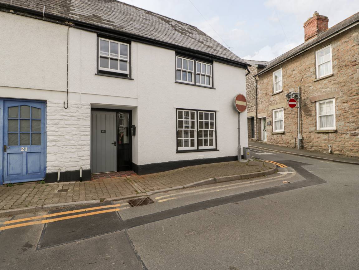 Cottage ∙ 2 Bedrooms ∙ 4 Guests - Hay-on-Wye