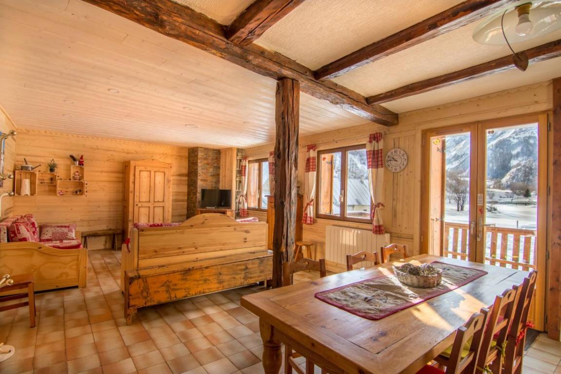 66 M² Gîte ∙ 2 Chambres ∙ 6 Personnes - Valloire