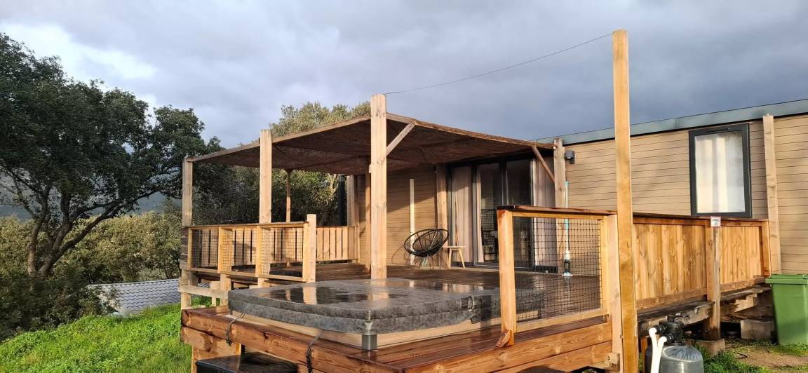 44 M² Mobil-home ∙ 2 Chambres ∙ 4 Personnes - Corse-du-Sud