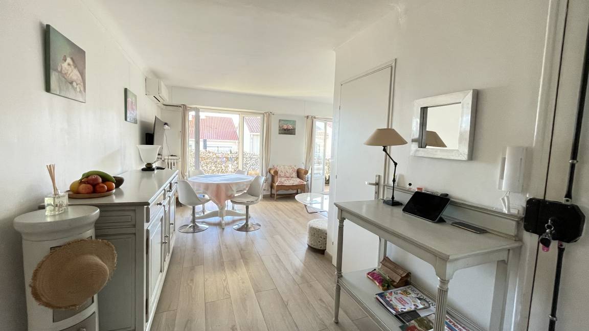 60 M² Appartement ∙ 2 Chambres ∙ 4 Personnes - ibis Cannes Centre