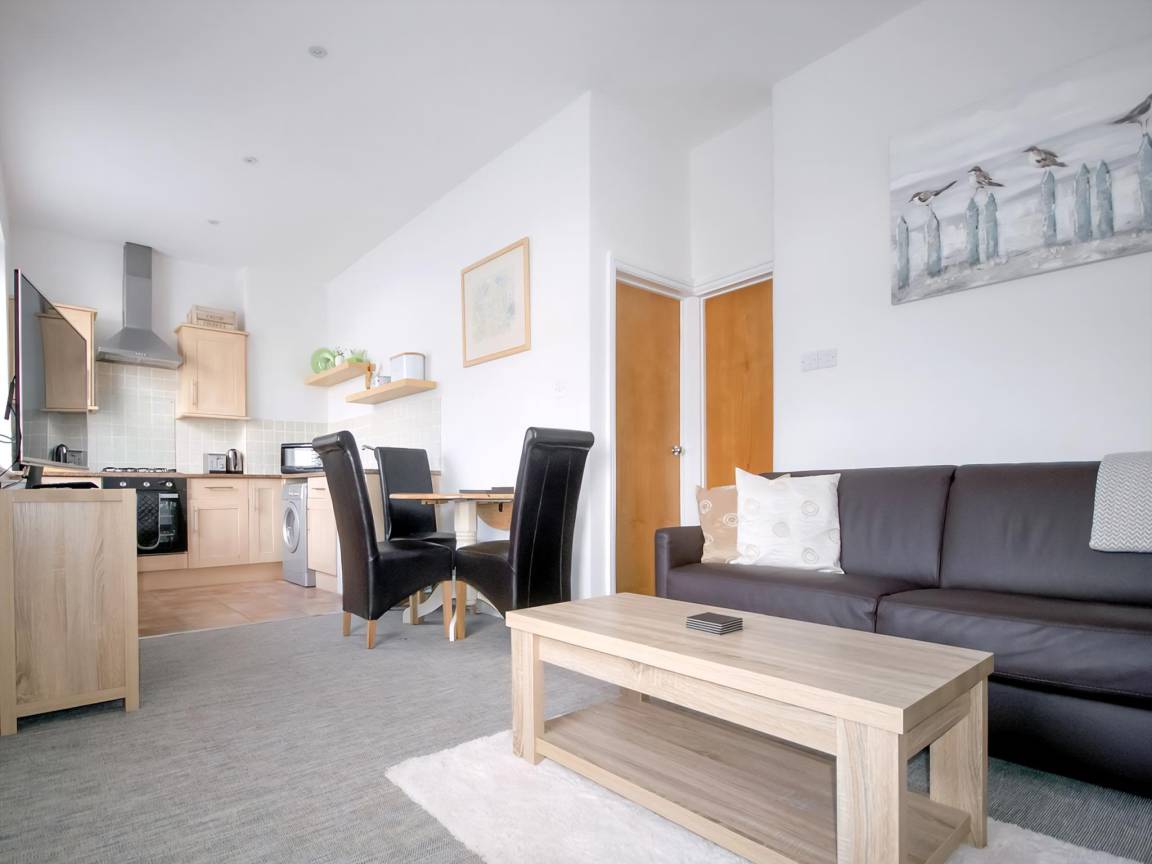Cottage ∙ 1 Bedroom ∙ 4 Guests - Shaldon