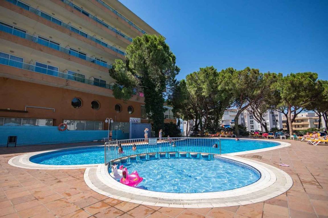 40 M² Apartamento ∙ 1 Habitación ∙ 4 Huéspedes - Tarragona, España