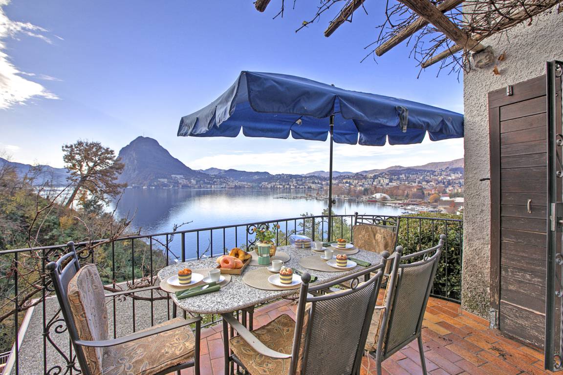 180 M² Villa ∙ 3 Habitaciones ∙ 6 Huéspedes - Bissone