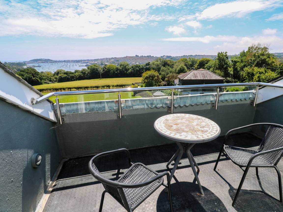 Cottage ∙ 2 Bedrooms ∙ 4 Guests - Penryn