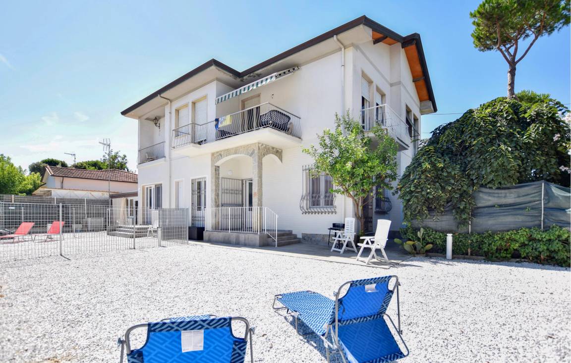 60 M² Apartamento ∙ 2 Habitaciones ∙ 8 Huéspedes - Viareggio
