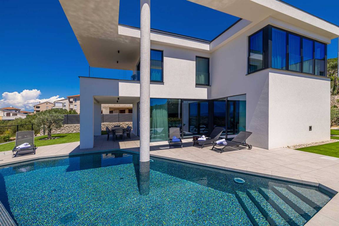 200 M² Villa ∙ 4 Bedrooms ∙ 8 Guests - Punat