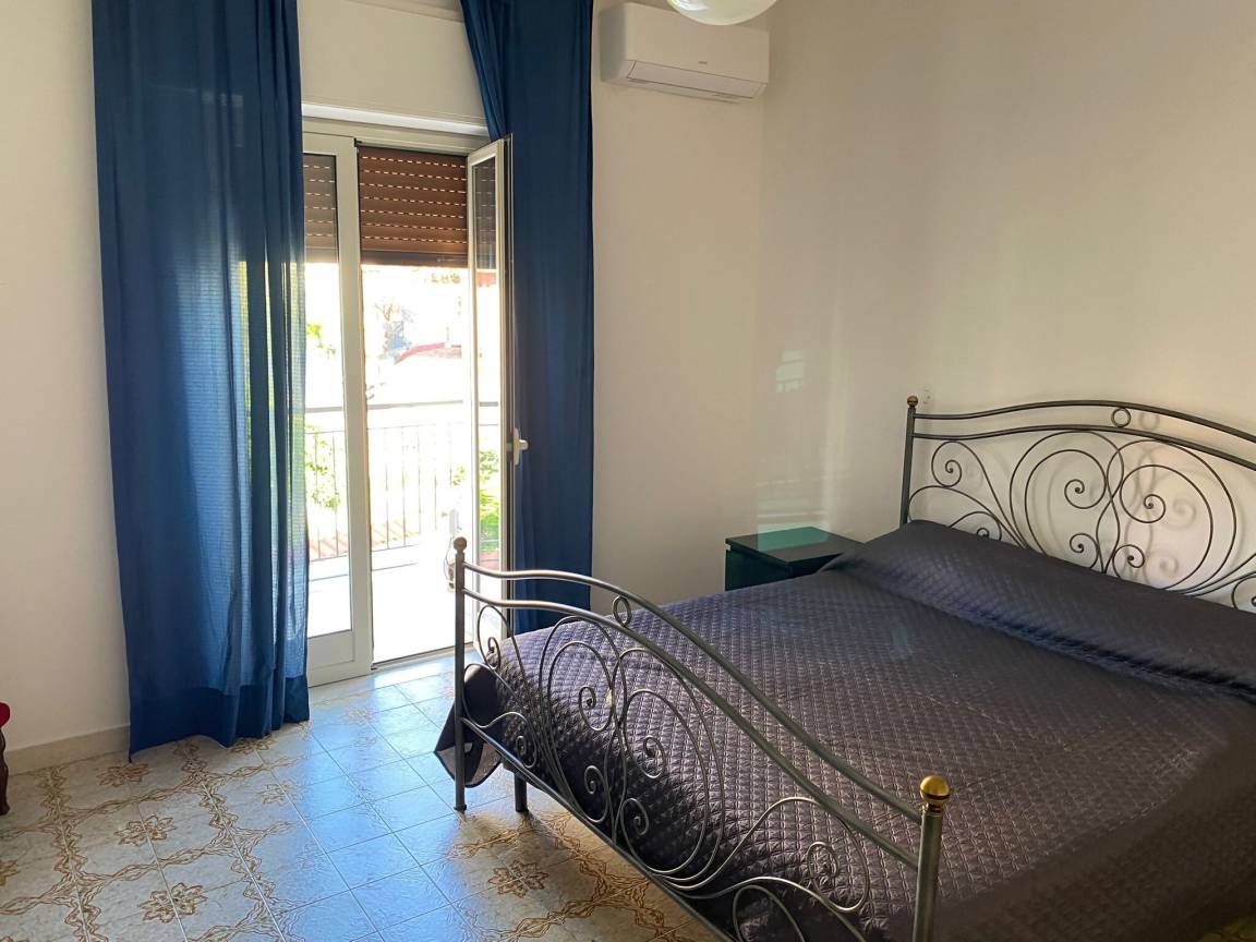 140 M² Apartment ∙ 3 Bedrooms ∙ 9 Guests - Naxos