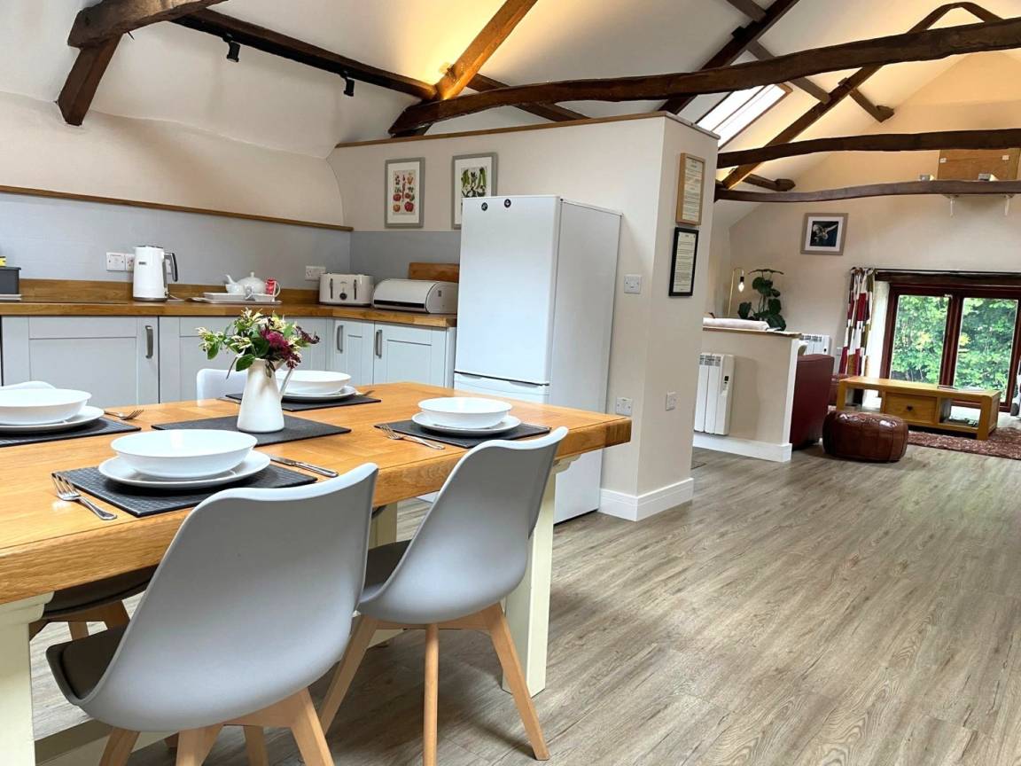 Cottage ∙ 2 Bedrooms ∙ 4 Guests - Barnstaple