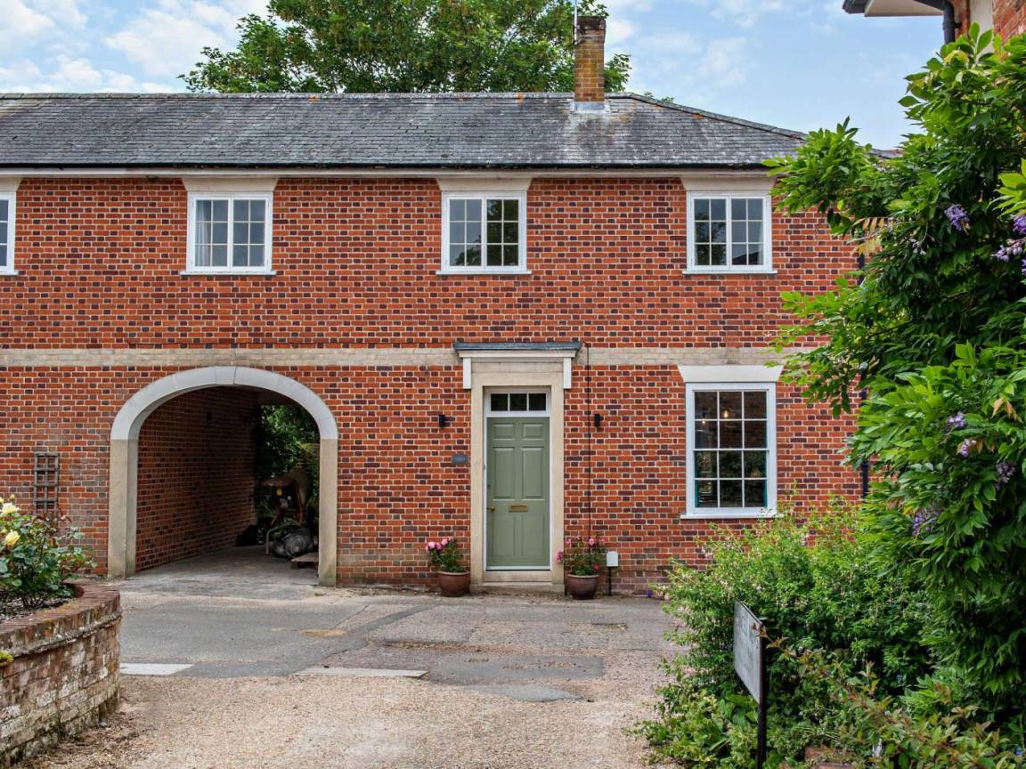 Cottage ∙ 3 Bedrooms ∙ 6 Guests - Essex